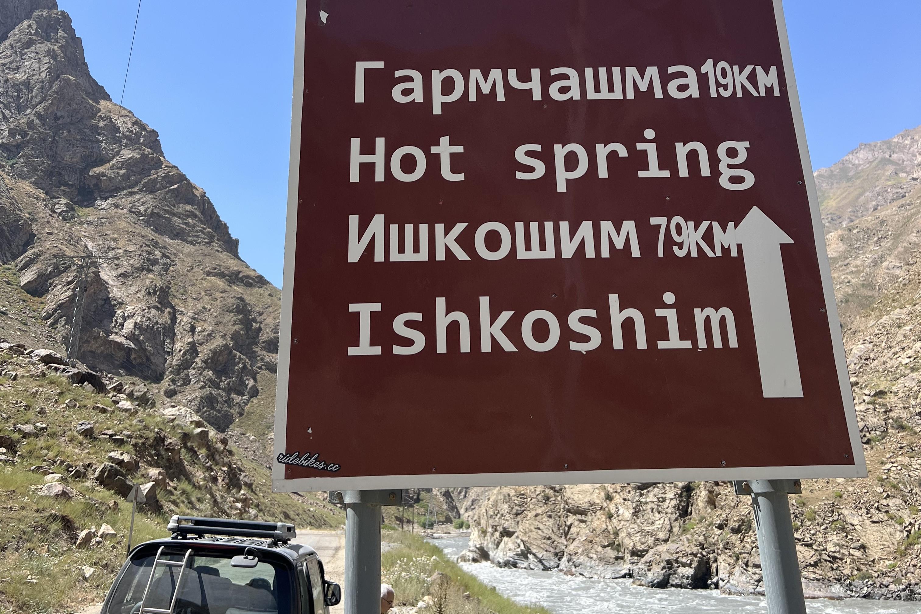 Language | Tajikistan | Saiga Tours